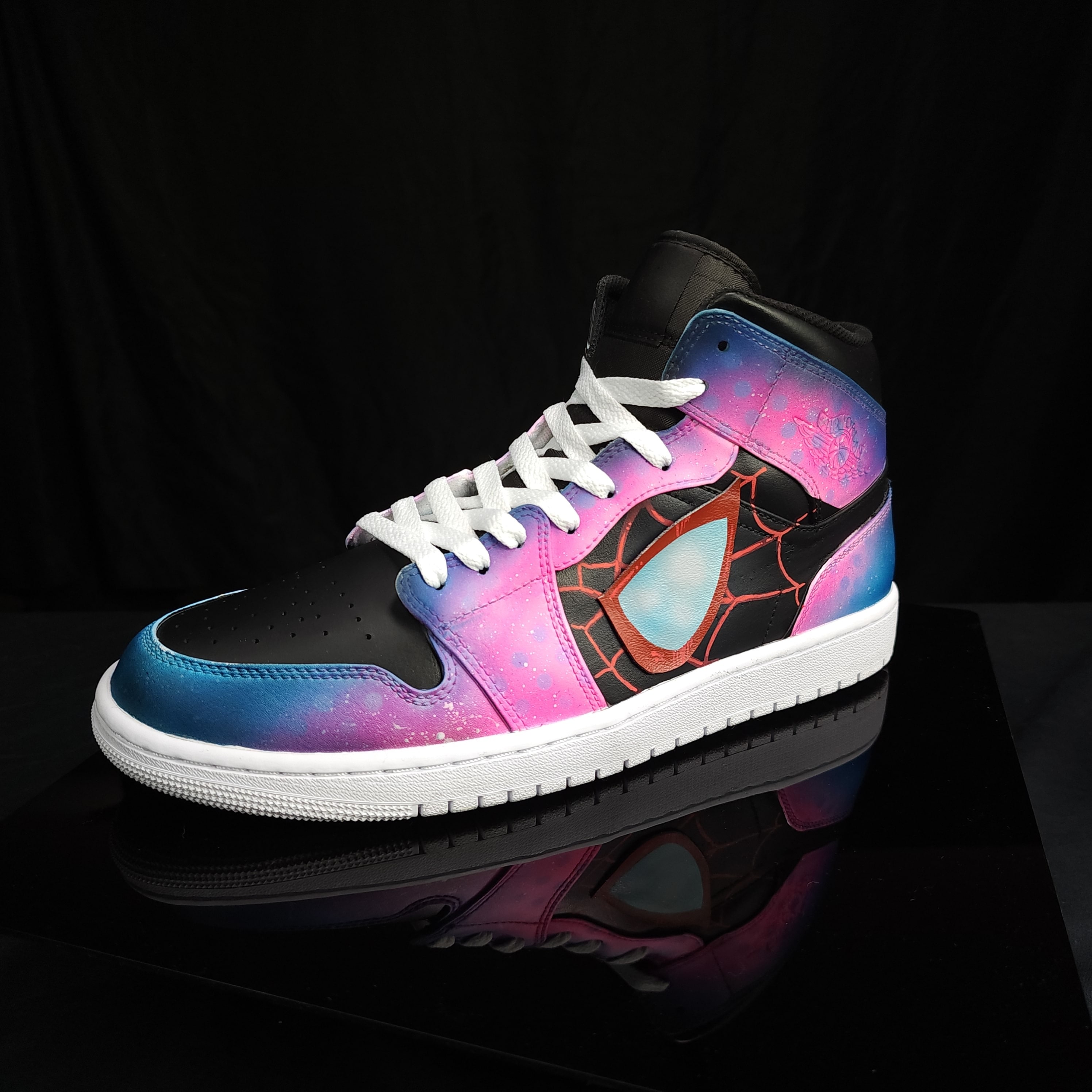 Kickstradomis Auction